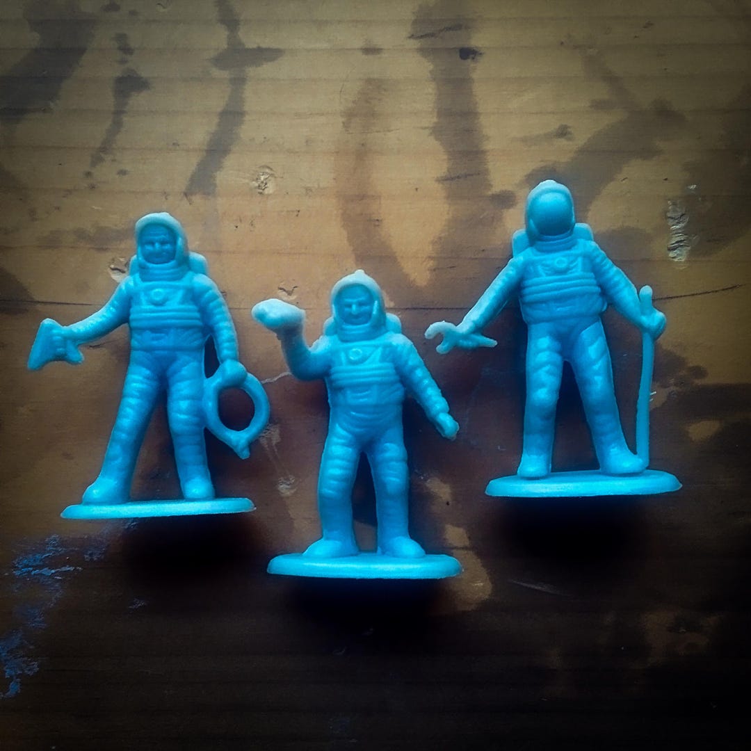 Retro Space Explorer Figure Set - Etsy