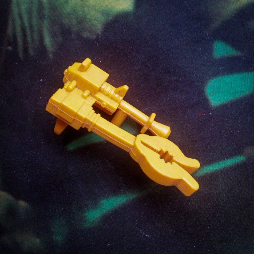 Vintage 80s Yellow Ghostbuster Grabber Accessory - Etsy