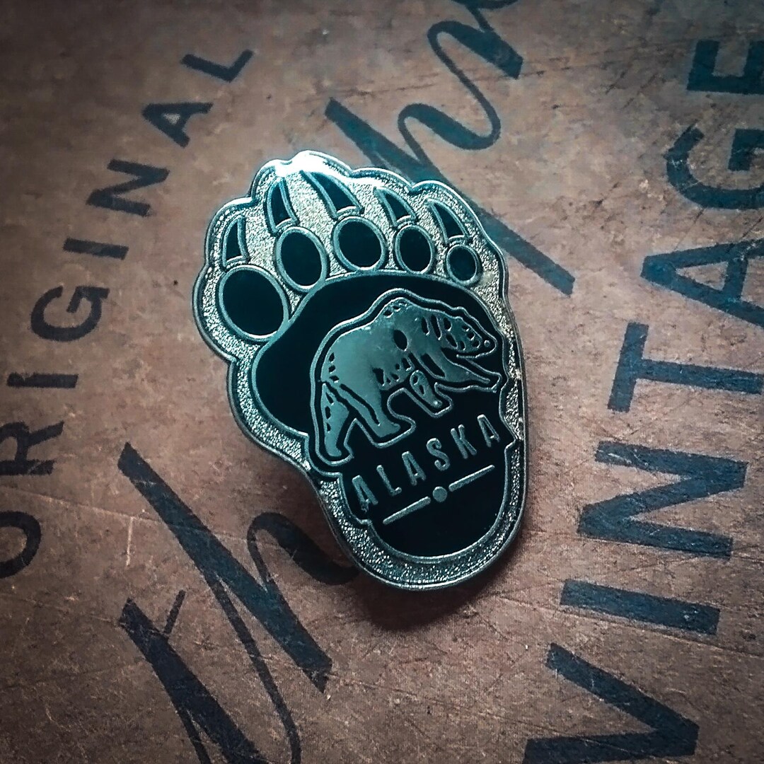 Vintage Alaska Bear Paw Enamel Pin - Etsy