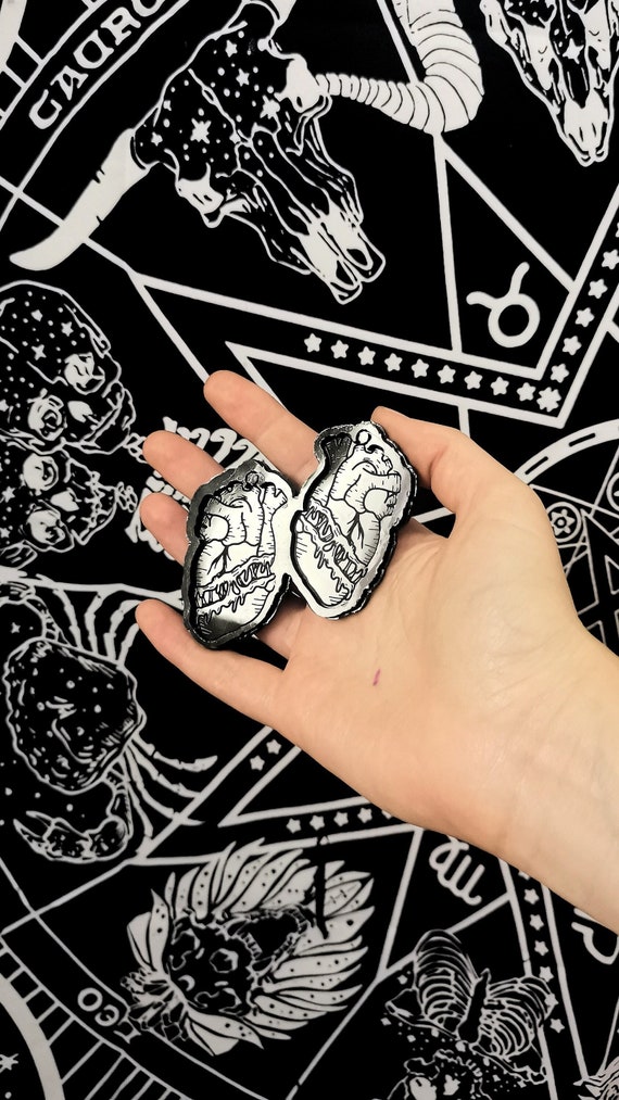 SLIMEY HEART Silicone Earrings Mold Epoxy Resin Goth Witch - Etsy