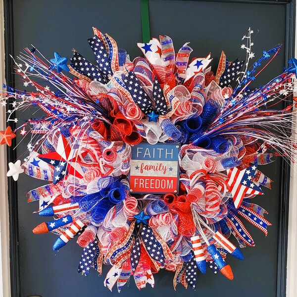 Patriotic Wreath - Etsy