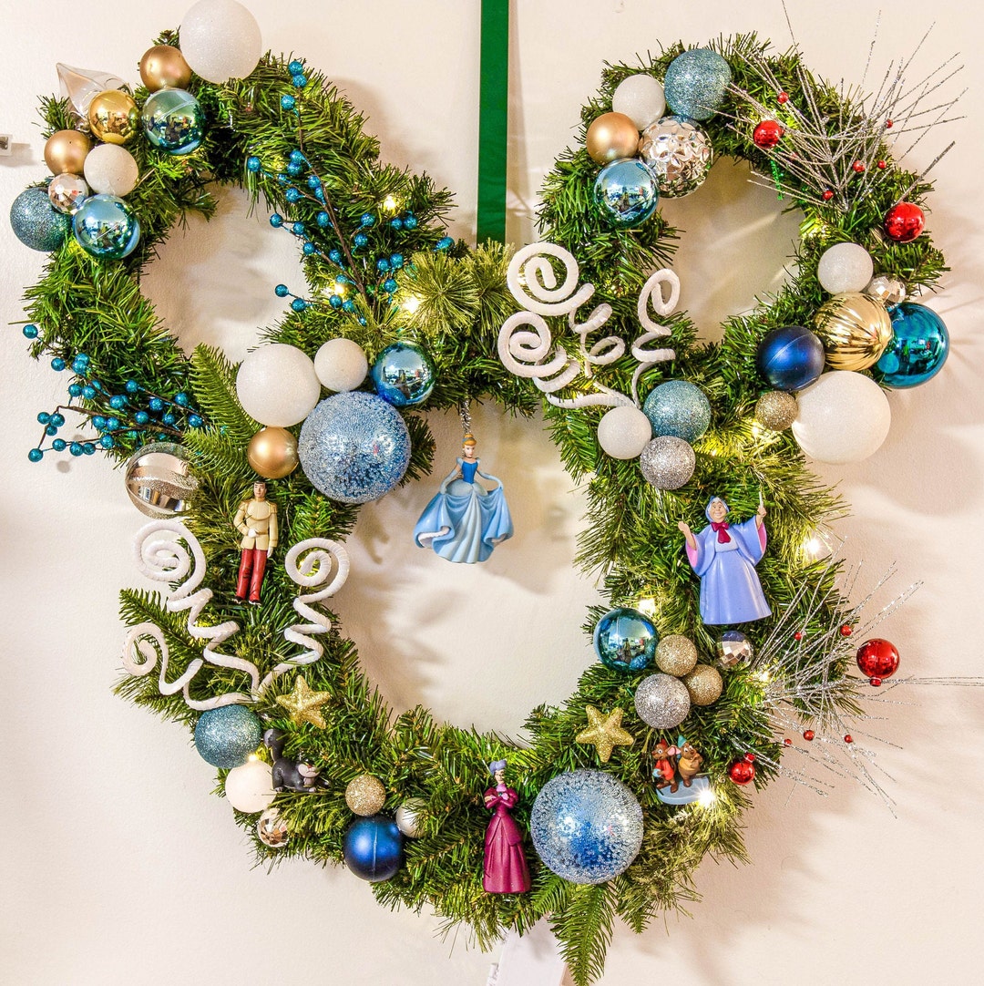 Enchanting Disney Cinderella Christmas Wreath: Festive Front Door ...