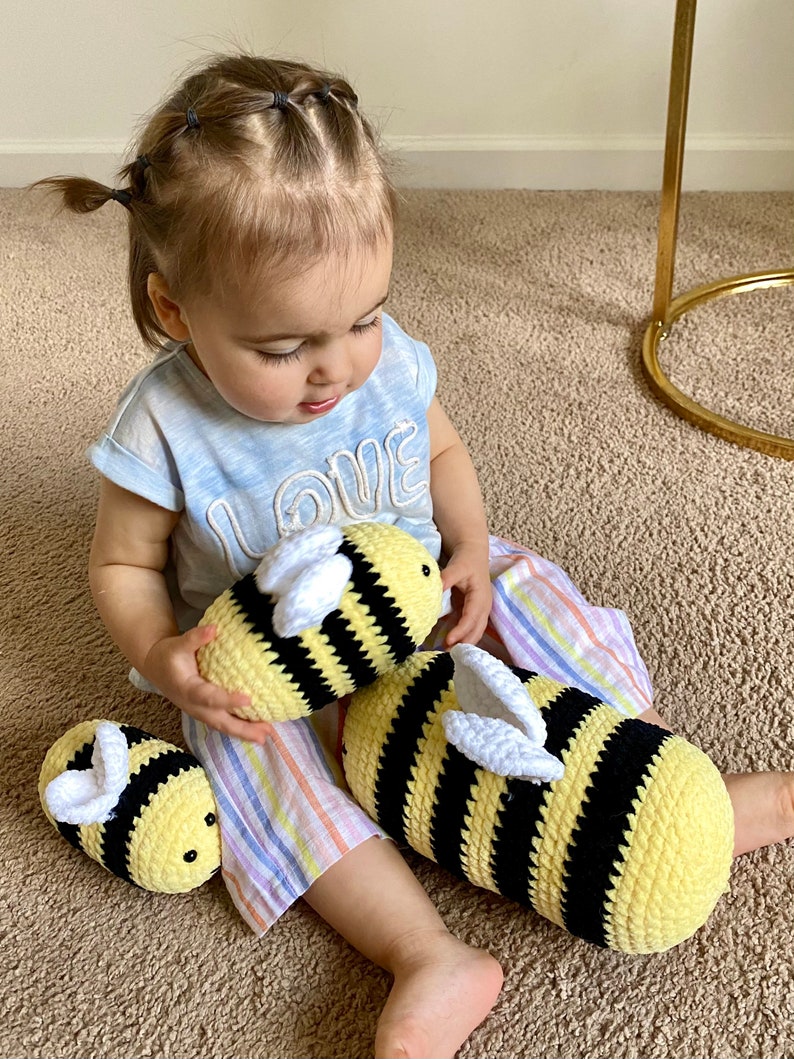 Bee Plush Toy, Chenille Yarn Bee, Small Amigurumi Bee,crochet Bee Toy ...
