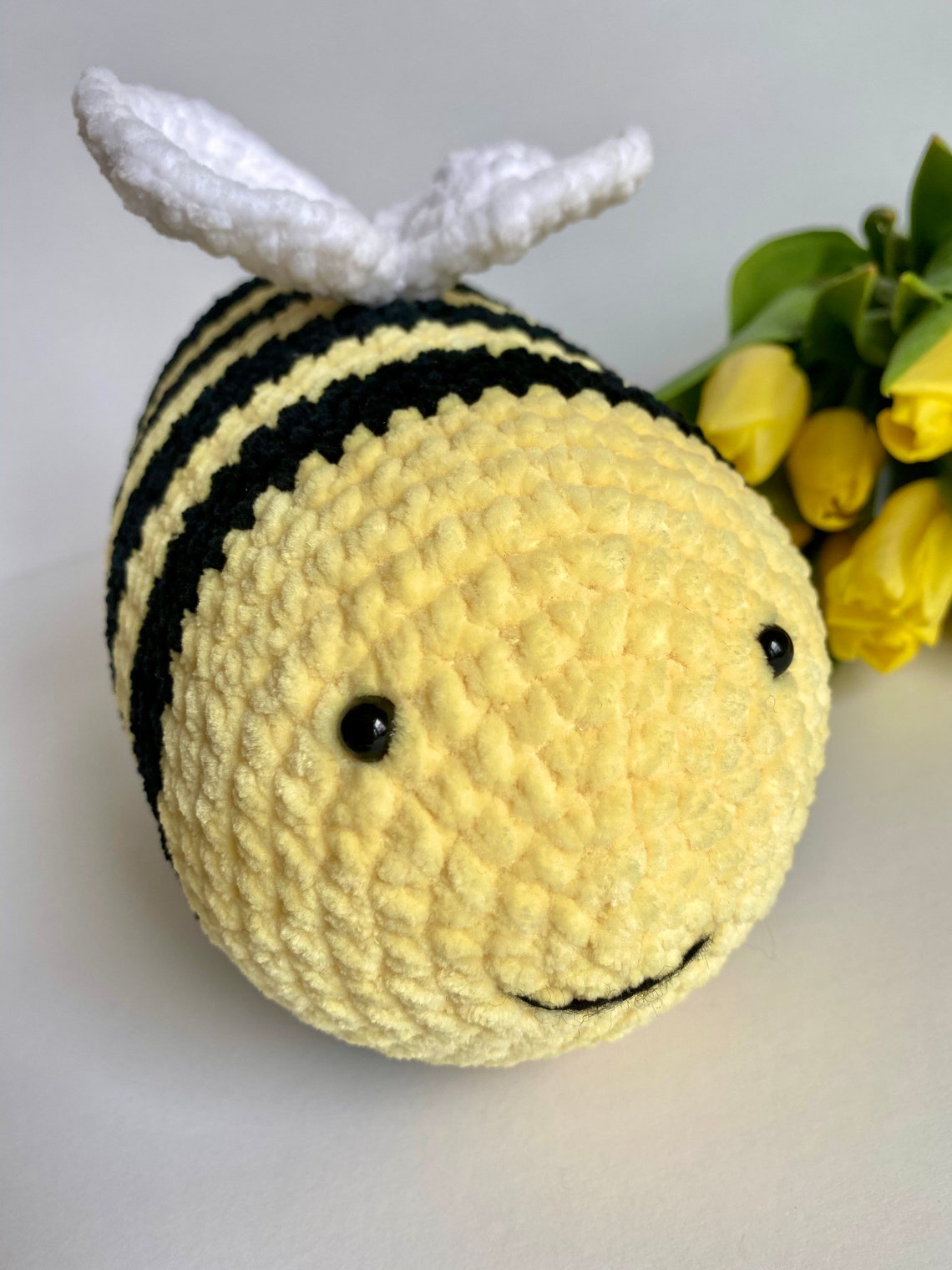 Cute Soft Bee Plush, Chenille Yarn Bee, Amigurumi Bee,crochet Bee Toy ...