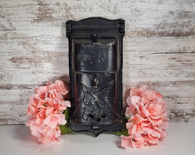 Mailbox, Antique Cast Iron Early 1900's Wall Mount Mailbox, With Spring ...