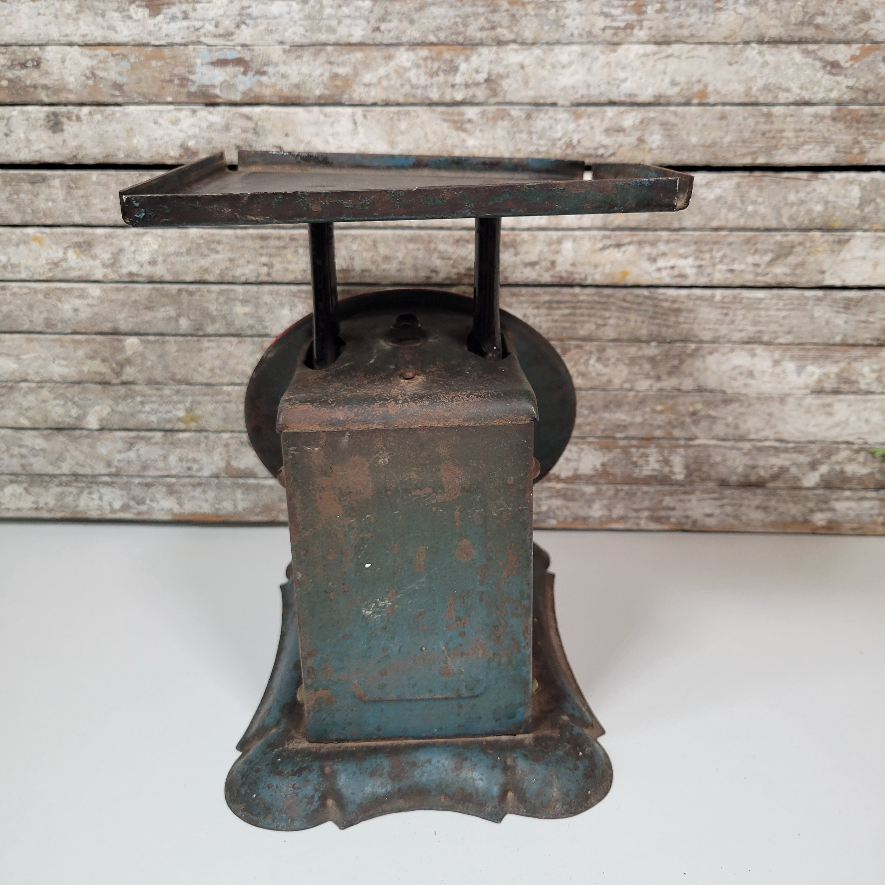 Kitchen Scale, Antique Farmhouse Scale With Great Blue Chippy Paint ...