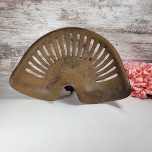 Vintage Cast Iron Tractor Seat, Primitive Farm Implement Seat. Rustic ...