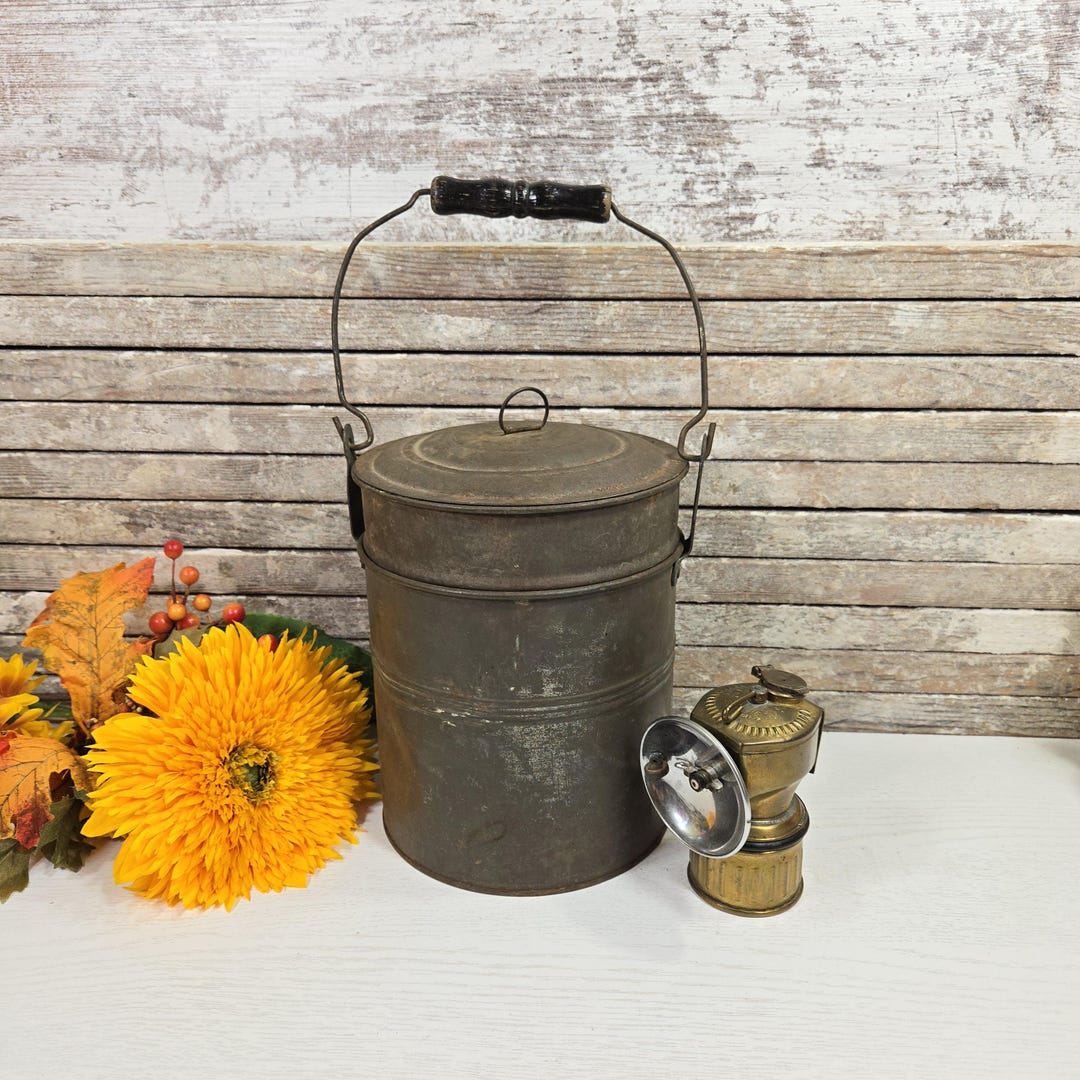 Vintage Lunch Pail, Round Two Compartment Vintage Bail Handle Pail - Etsy
