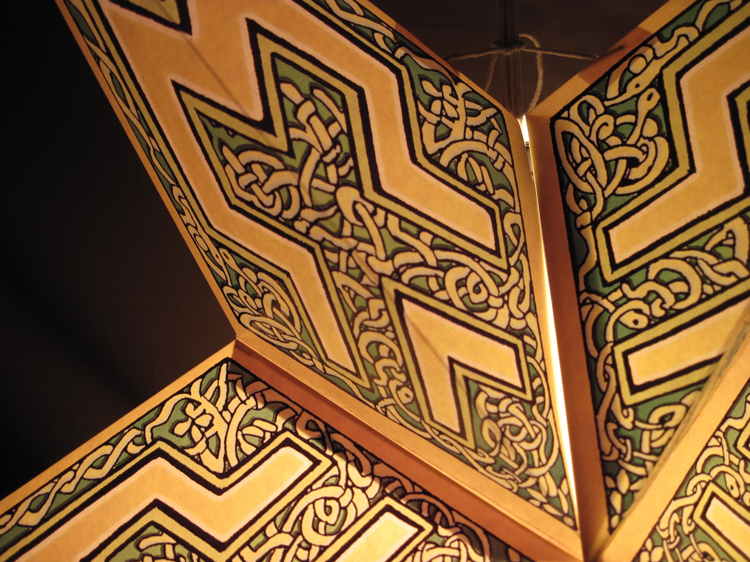 Star Paper Light Lantern Celtic, Irish Knot Green Folding Lamp - Night ...