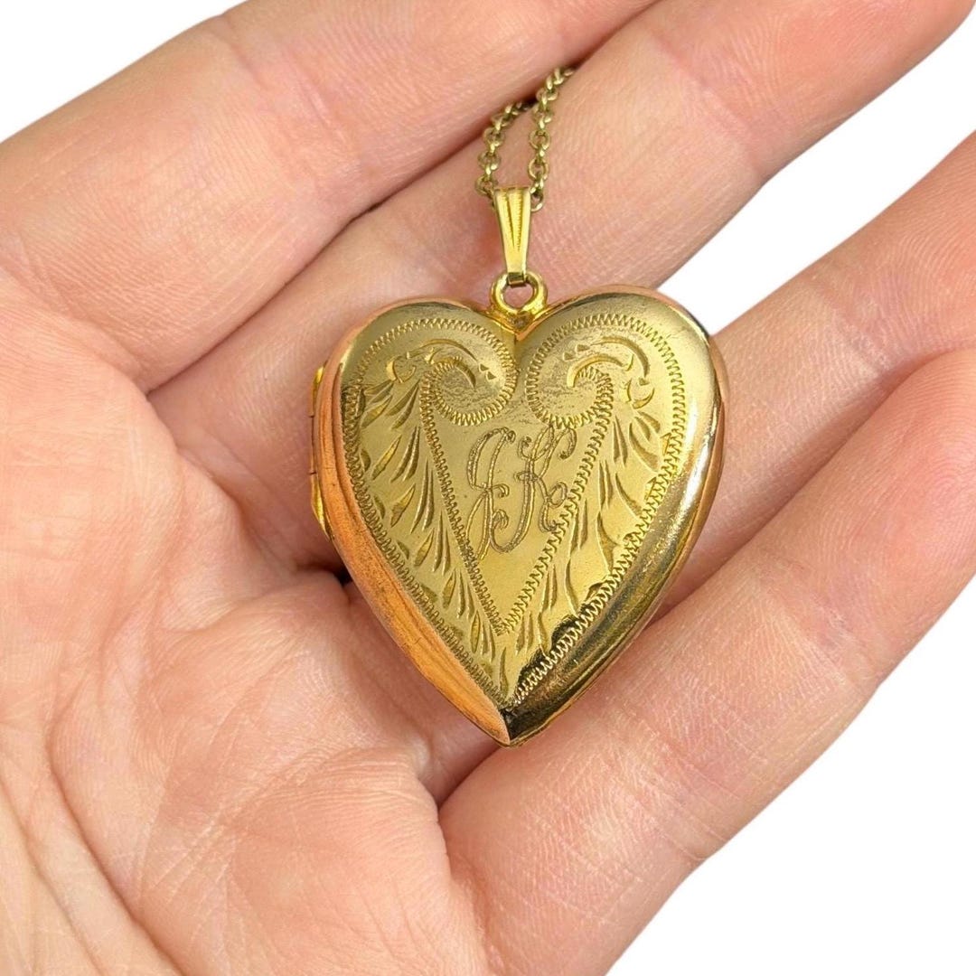 C. 1940’s Gold Filled Heart Locket on 25” Gold Filled Chain - Engraved ...