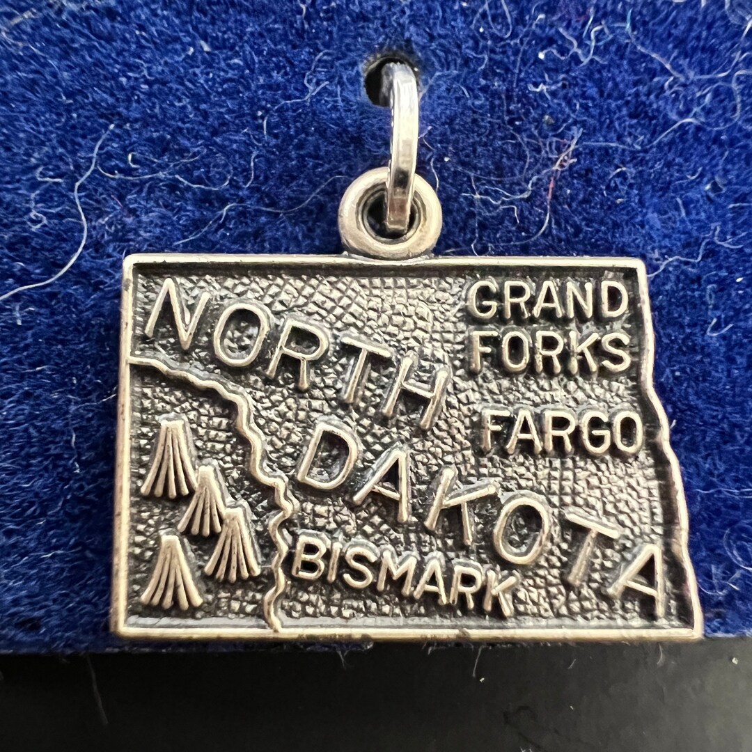 Beau Sterling North Dakota State Map Charm. Bismark, Grand Forks, Fargo ...