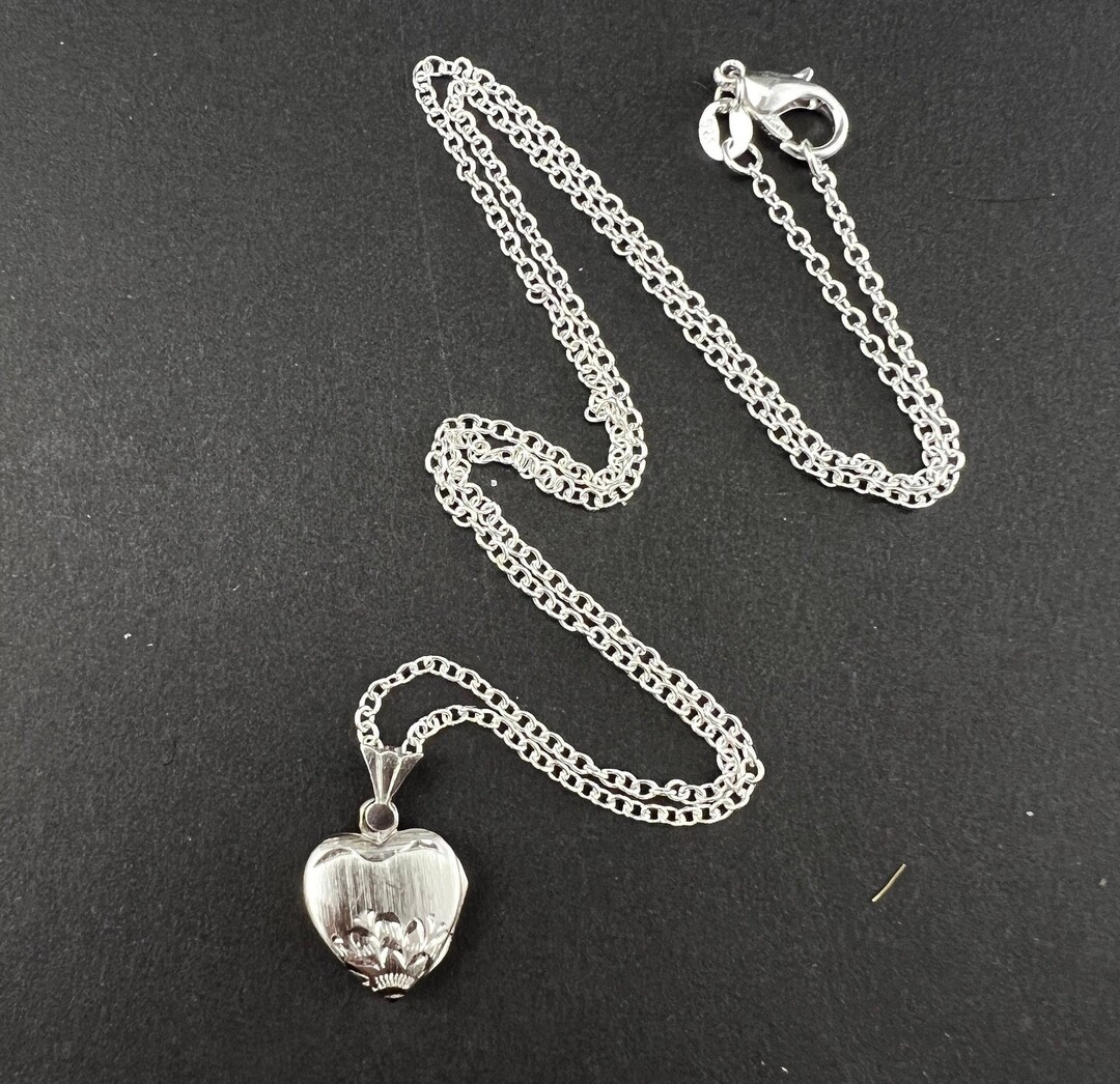 Sterling Silver Heart Locket on Chain. Engraved Locket. Vintage Locket ...