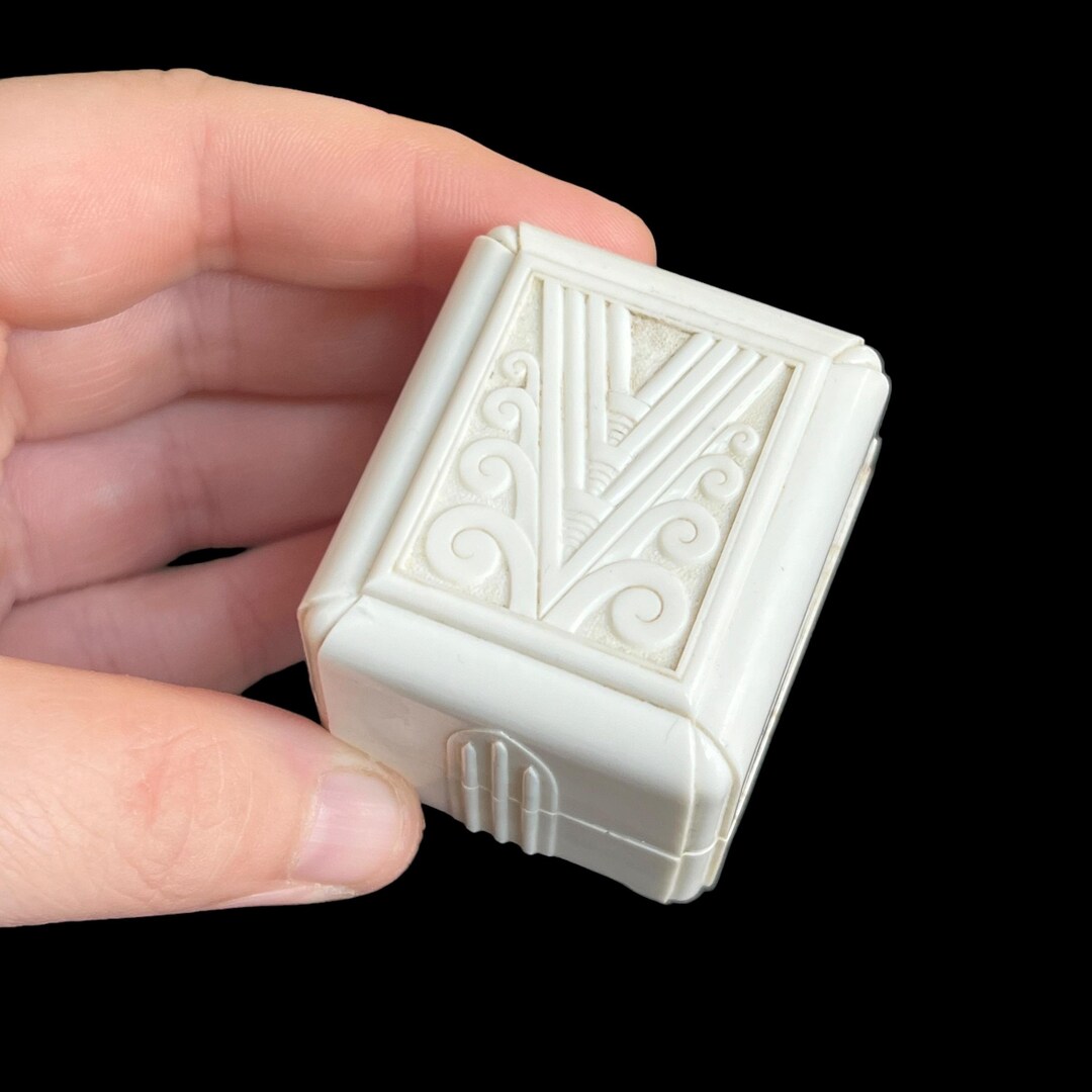 Rare Art Deco Embossed Celluloid Engagement Ring Box - 1930’s White ...