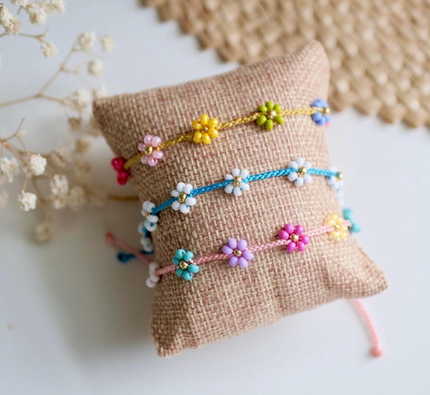 Daisy Seed Bead Macrame Bracelet, Retro Flower Girl Teen Jewelry - Etsy