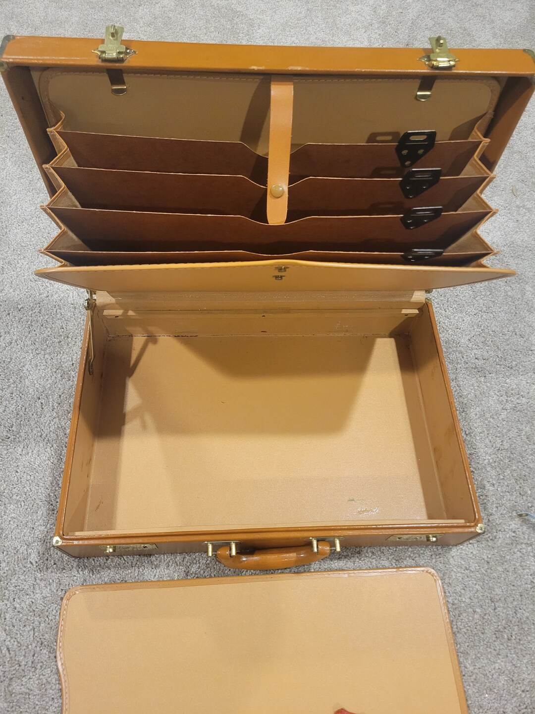 Genuine Leather Tan Hard Side Briefcase, Briefcase With Folders, Govt ...
