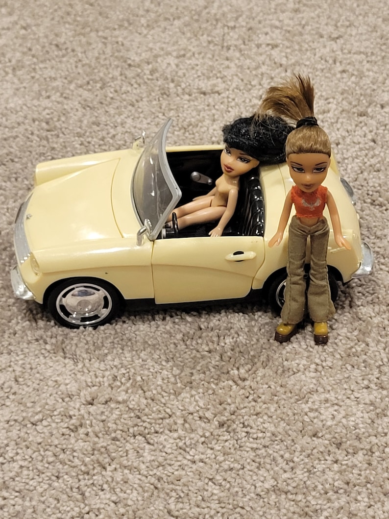 Buy MGA Lil Bratz Dolls, Bratz Jade and Yasmin, Mini Bratz Cars and ...