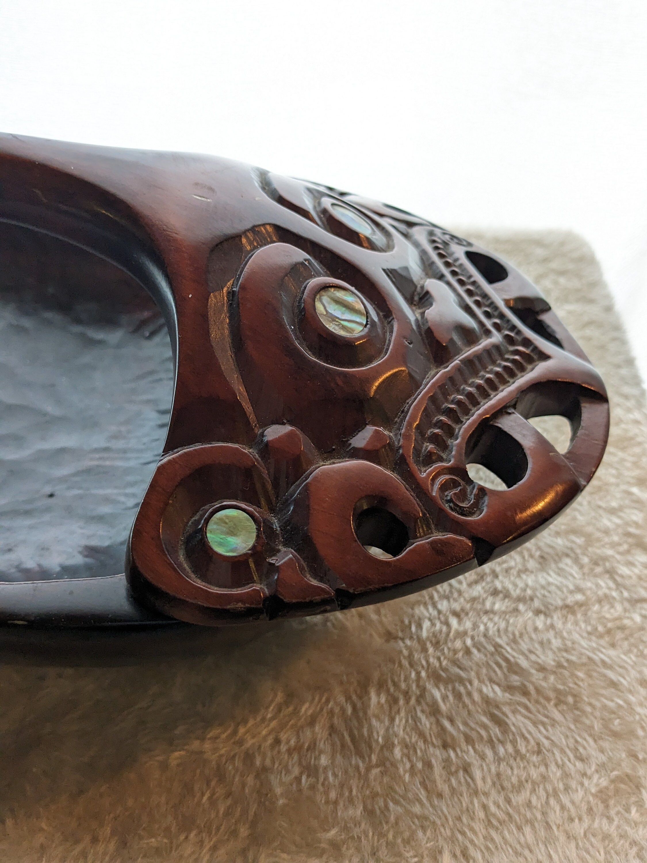 New Zealand Maori Baler for Canoe. Hand Carved Paua Shell Eyes. Solid ...