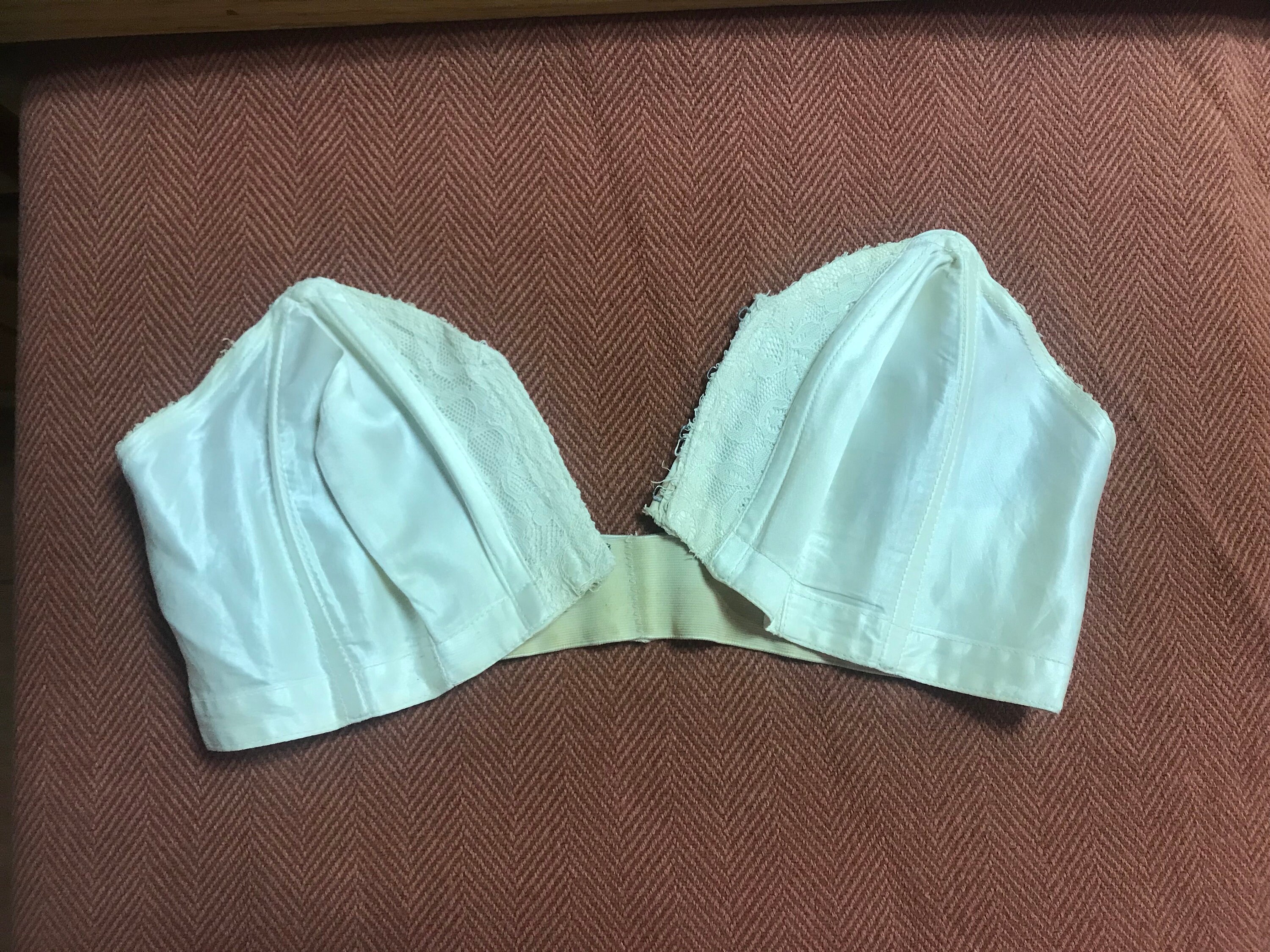Elegant Vintage Strapless Bra With Sweet Eyelet Connectors in - Etsy