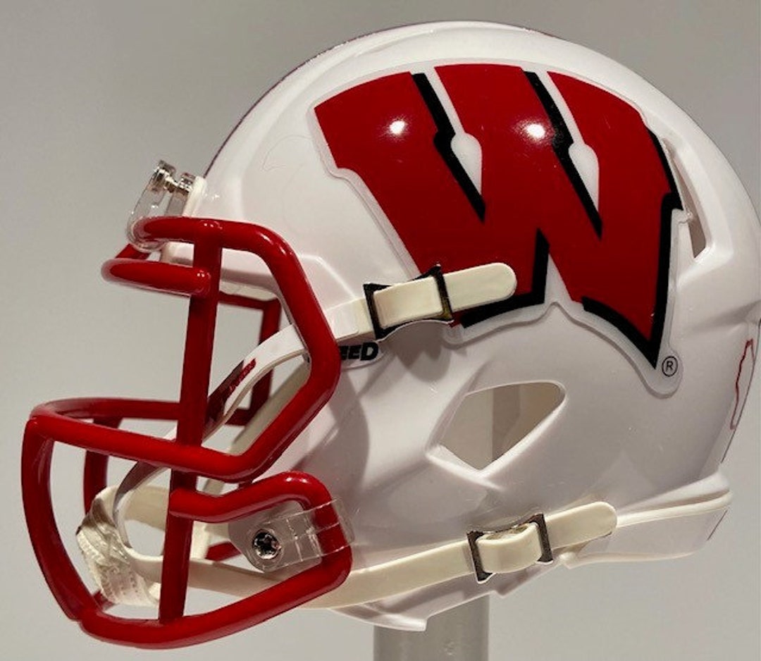 Wisconsin Badgers 2019 Custom Rose Bowl Mini Riddell Football Helmet - Etsy