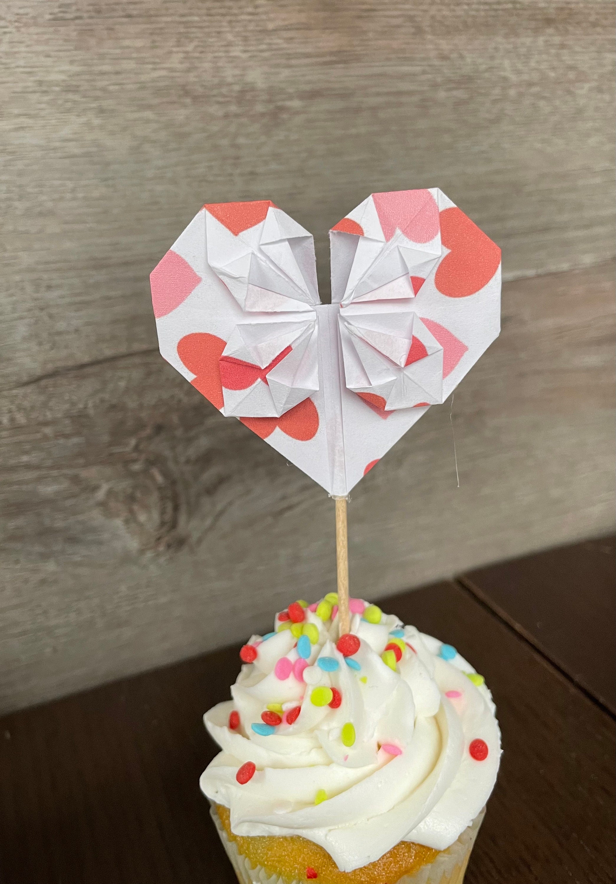 12-pack of Origami Heart Cupcake Toppers | Fun Valentines Day Party ...