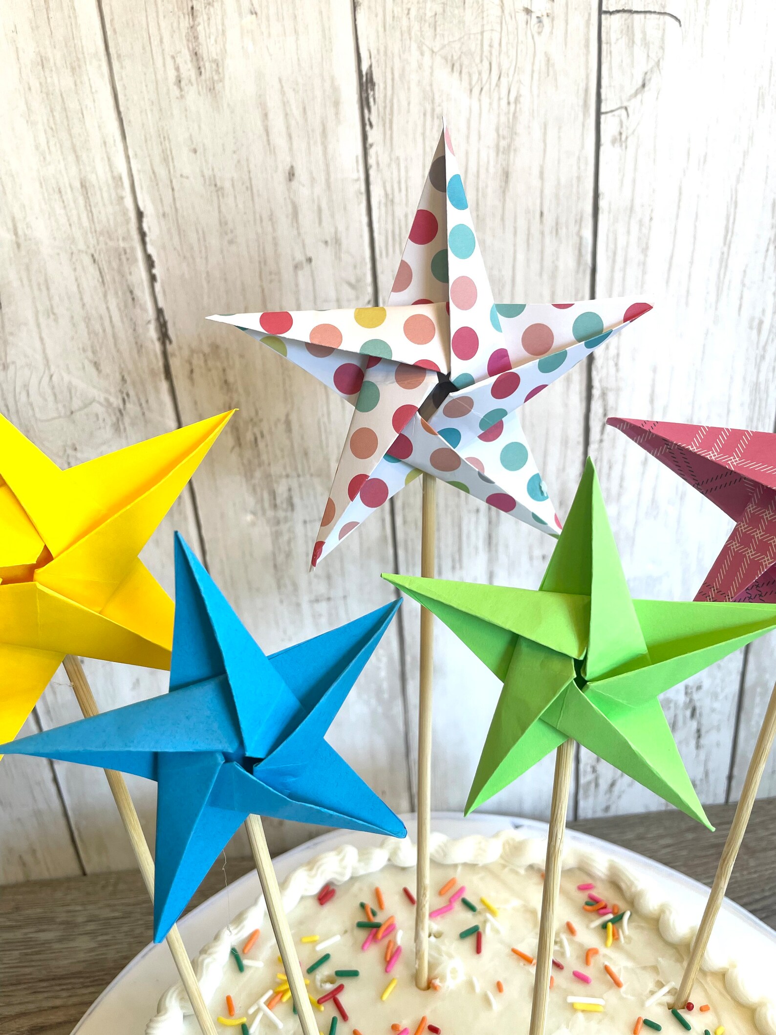 Tall Origami Star Cake Toppers in Bold Colors | Paper Flowers to ...