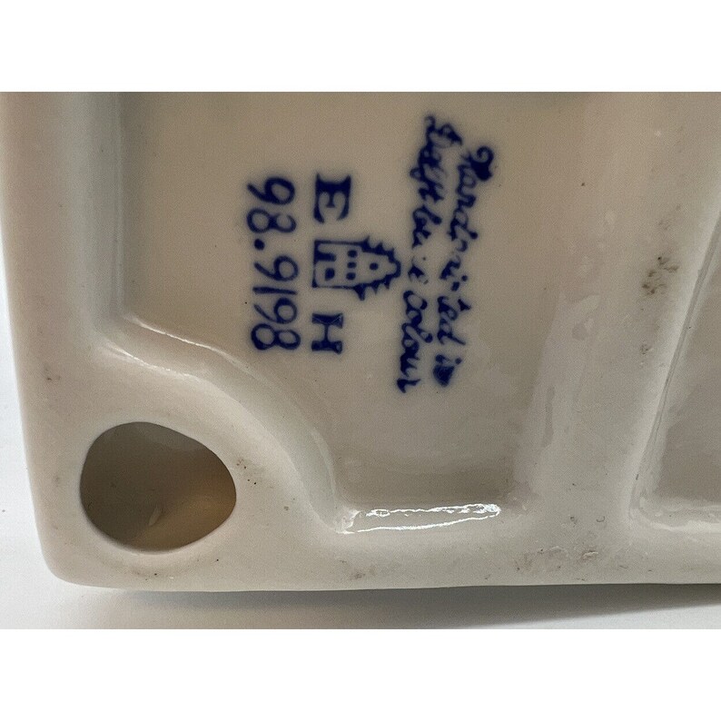 EH Figurine Kissing Hand Painted in Delft Blue Colour Holland Figurine ...