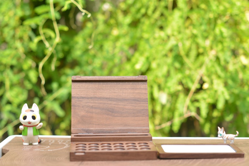 18 Colors Round Hole Black Walnut Travel Palette Gift for a - Etsy