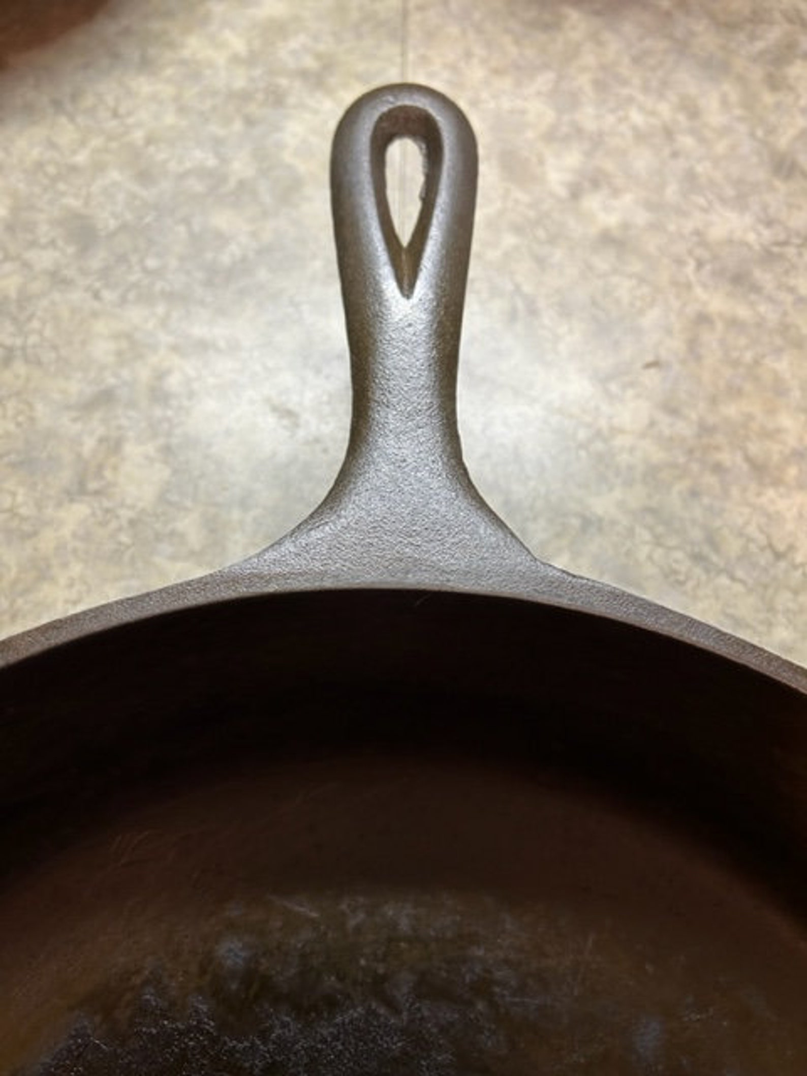 Vintage Unmarked Cast Iron 12 Inch No. 10 Skillet - Etsy