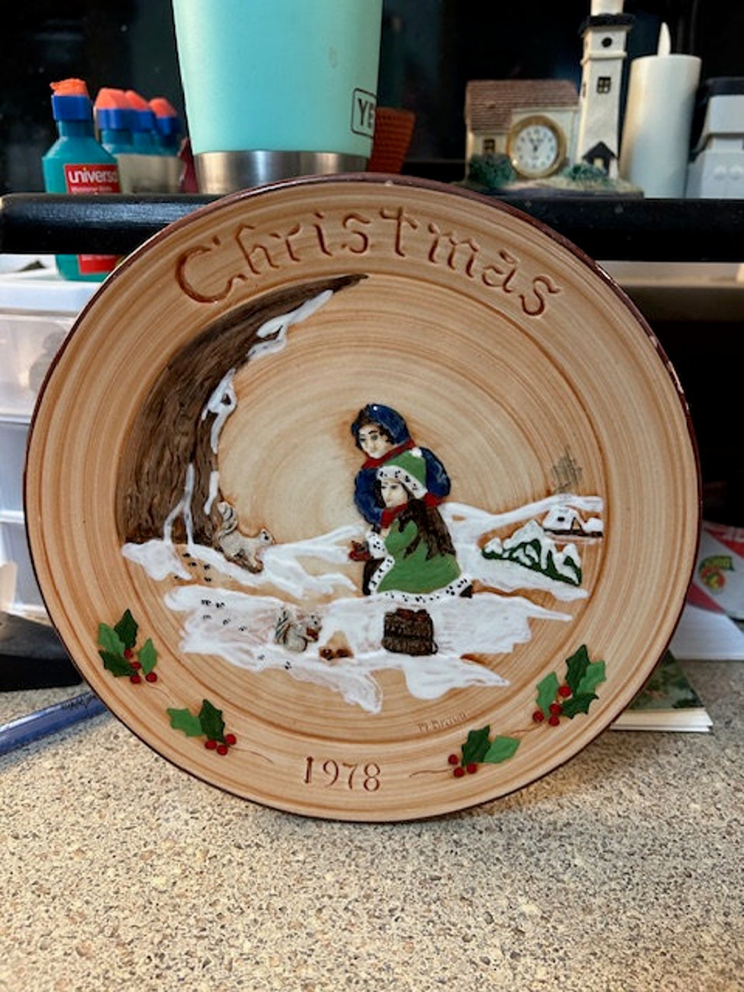 Vintage 1978 Pennington Pottery Children and Squirrels Christmas Plate ...