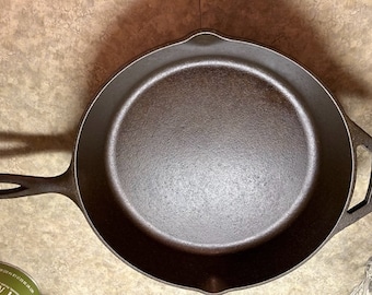 Vintage 10 Lodge Cast Iron Skillet - Etsy