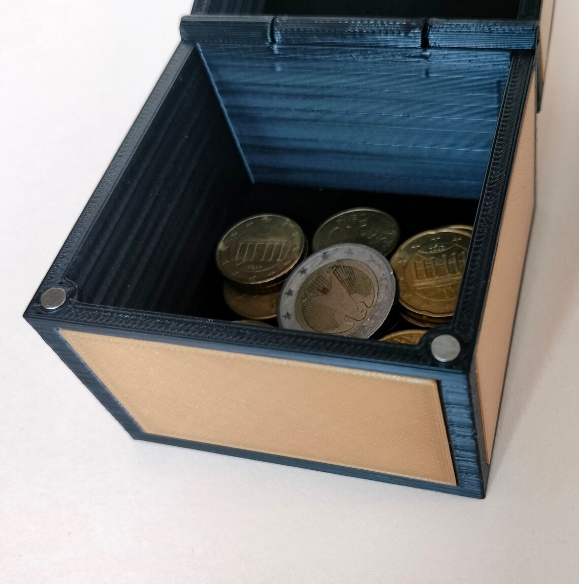 Minecraft Chest Money Bank | 3D Print Piggy Bank, Unique Penny Bank ...