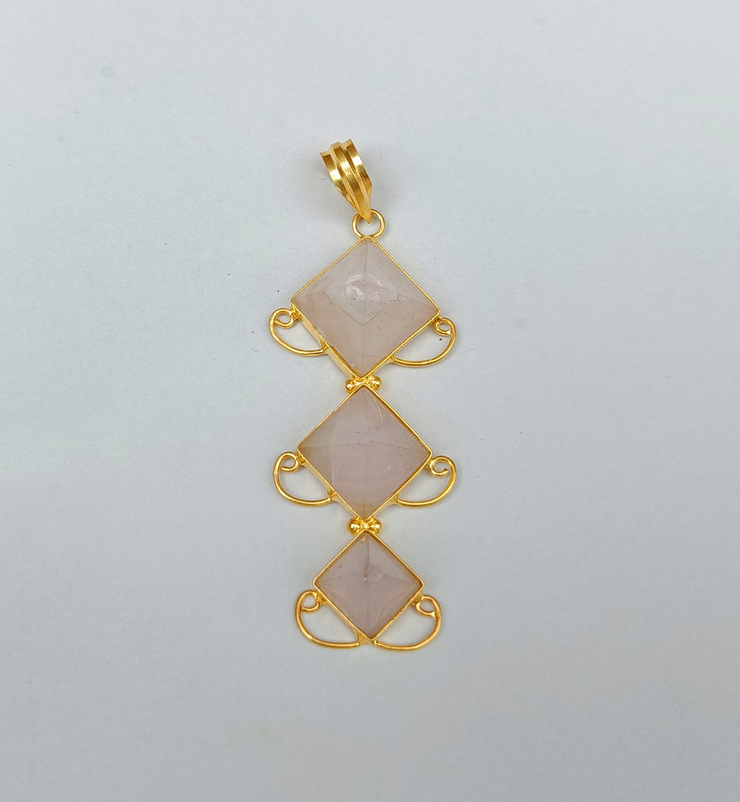Pyramid Pendant | Natural Gemstone Quartz Pyramid Pendant | Natural ...