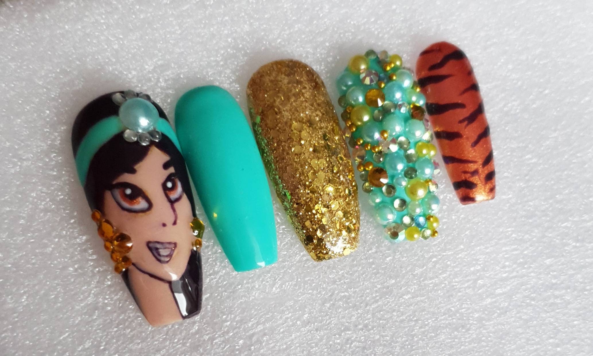 Fabulous Handpainted Aladdin Princess Jasmine Press on Nails False ...