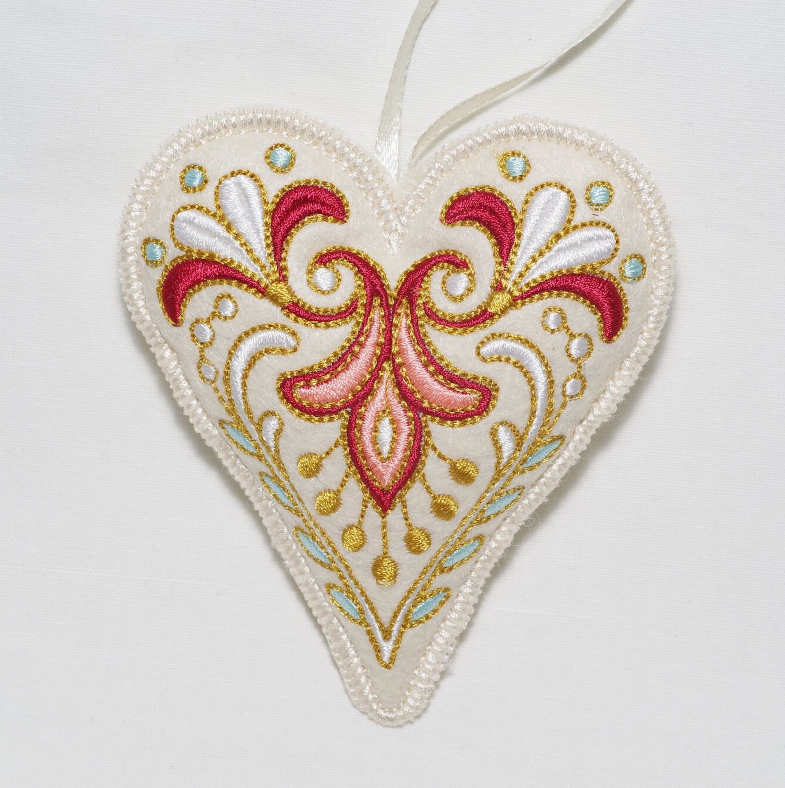 A Festive Filigree Christmas Ornaments, Felt Ornaments Set, Christmas ...