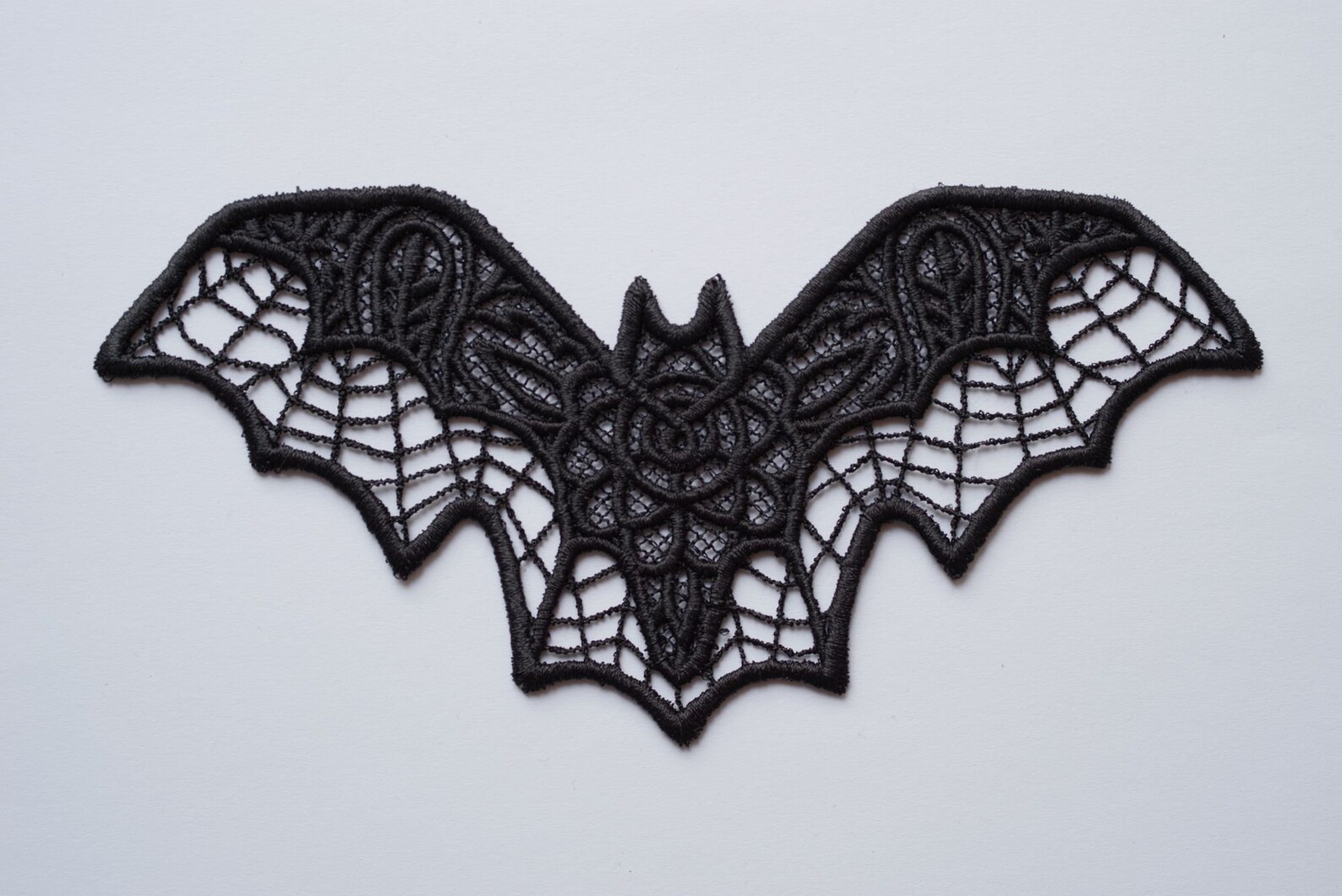 Gothic Home Decor, Lace Bats, Bat Lace Charms, Flying Bat, Hallowen ...