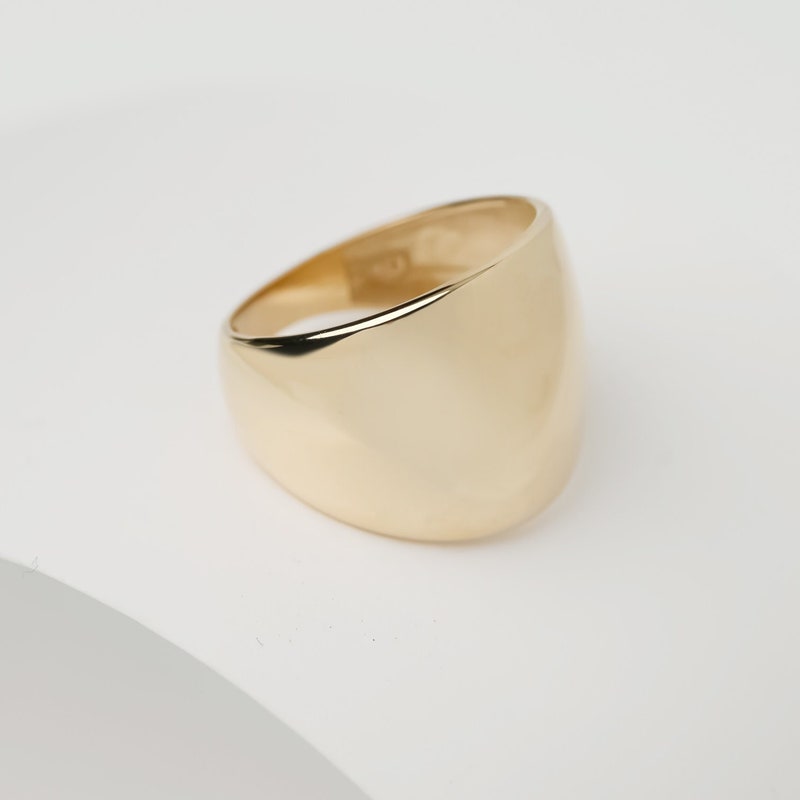 Large Signet Ring - Etsy
