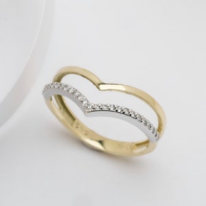 Double Chevron Ring, CZ Chevron Band, 14k Solid Gold Ring, V Shaped ...