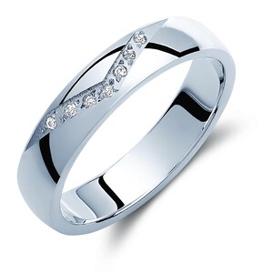 V-shape Wedding Band Set: 14k Gold Matching Rings With Diamonds - Etsy