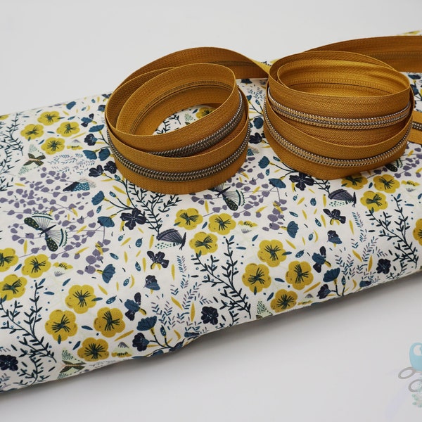April Showers Fabric - Etsy