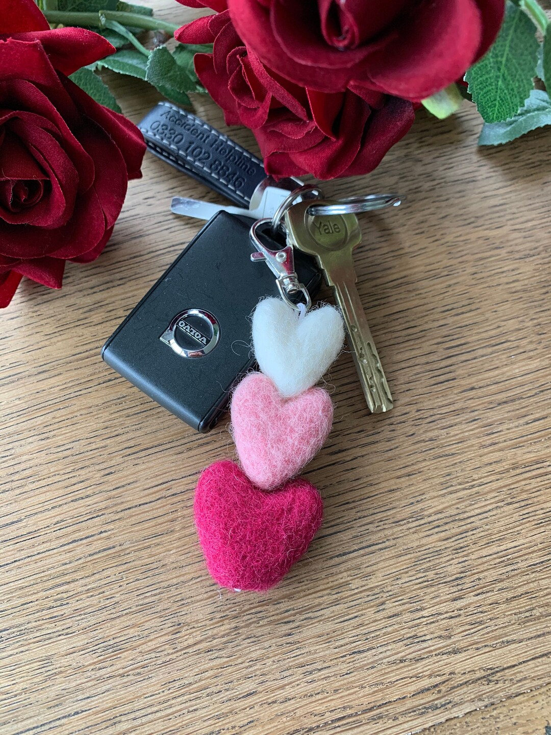 Heart Felt Keyring| Heart Keychain| Pom Pom Keyring| Mum Pom Pom ...