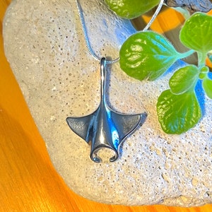 Silver Manta Ray Necklace with Silver Chain - Etsy