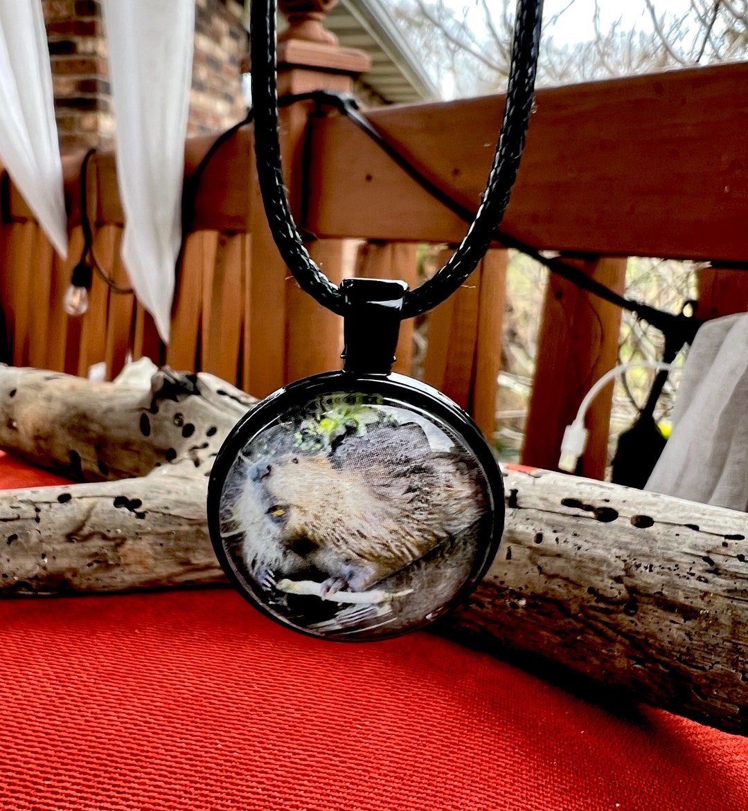 Beaver Pendant (with Choice of Chain) - Etsy