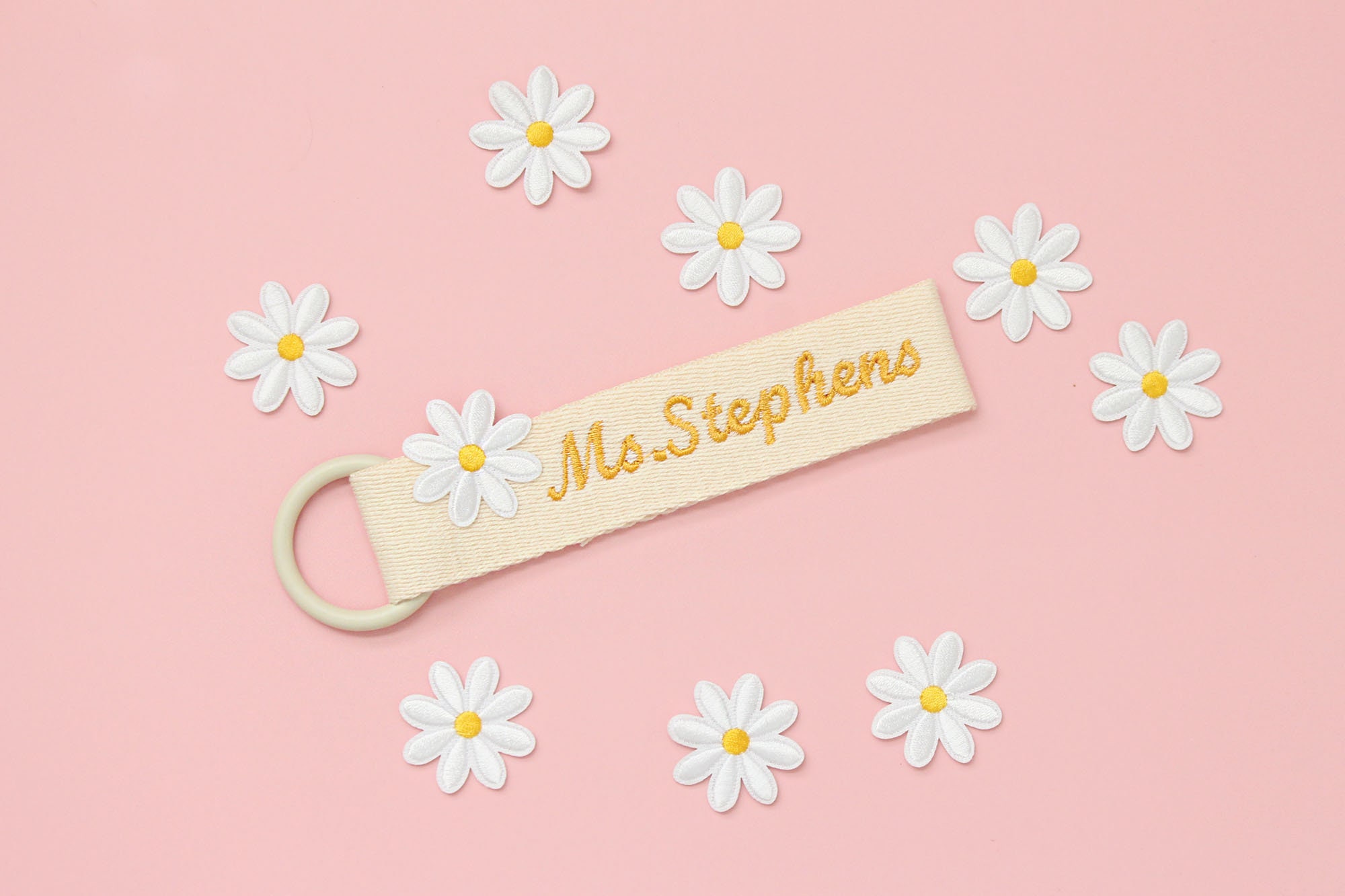 Personalized Name Tag Bag Tag Daisy Personalized Embroidery - Etsy Ireland