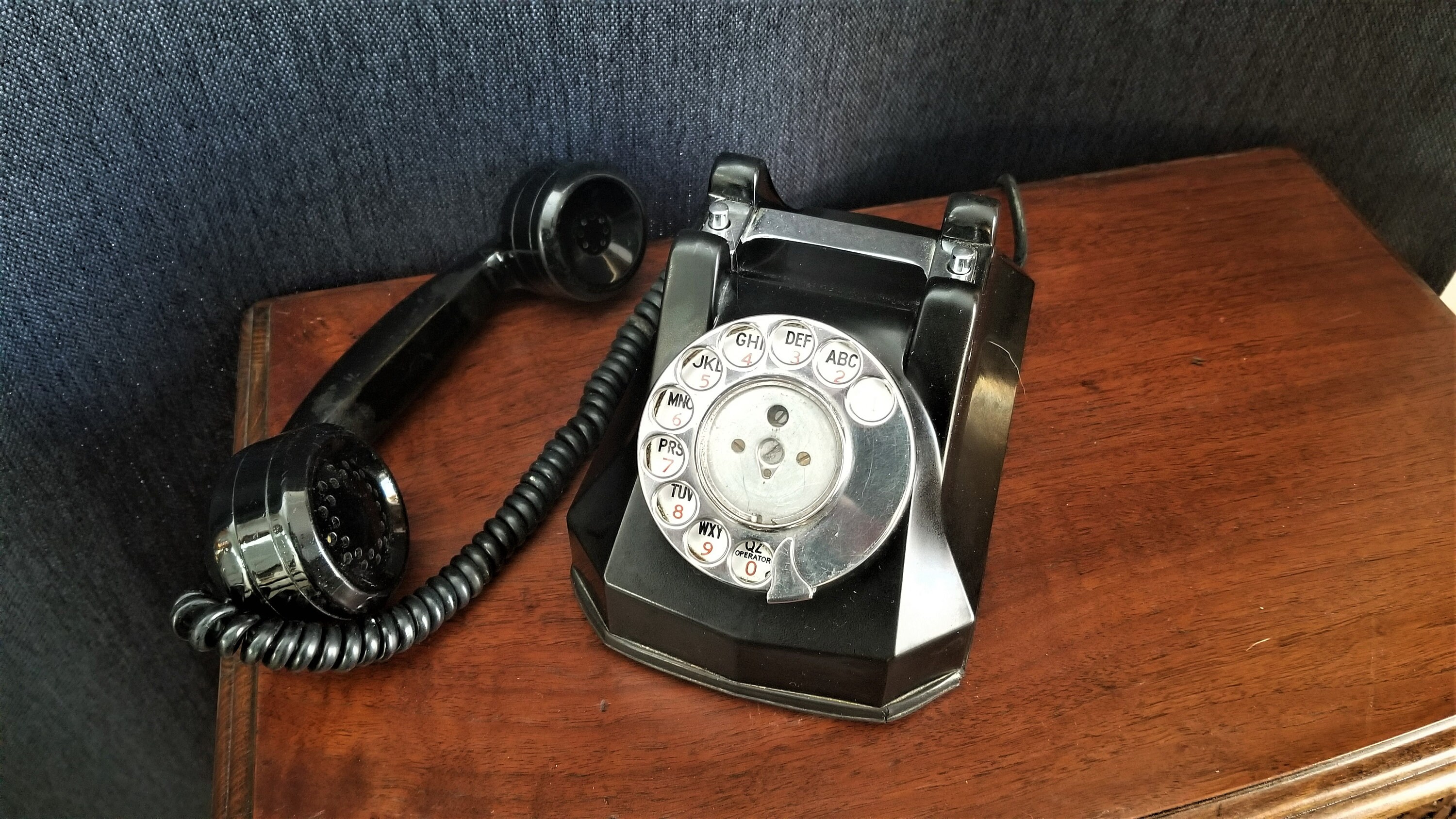 Vintage AE 40 Rotary Phone - Etsy