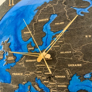 Personalized Wooden World Clock With Epoxy Water, Custom Epoxy Resin ...