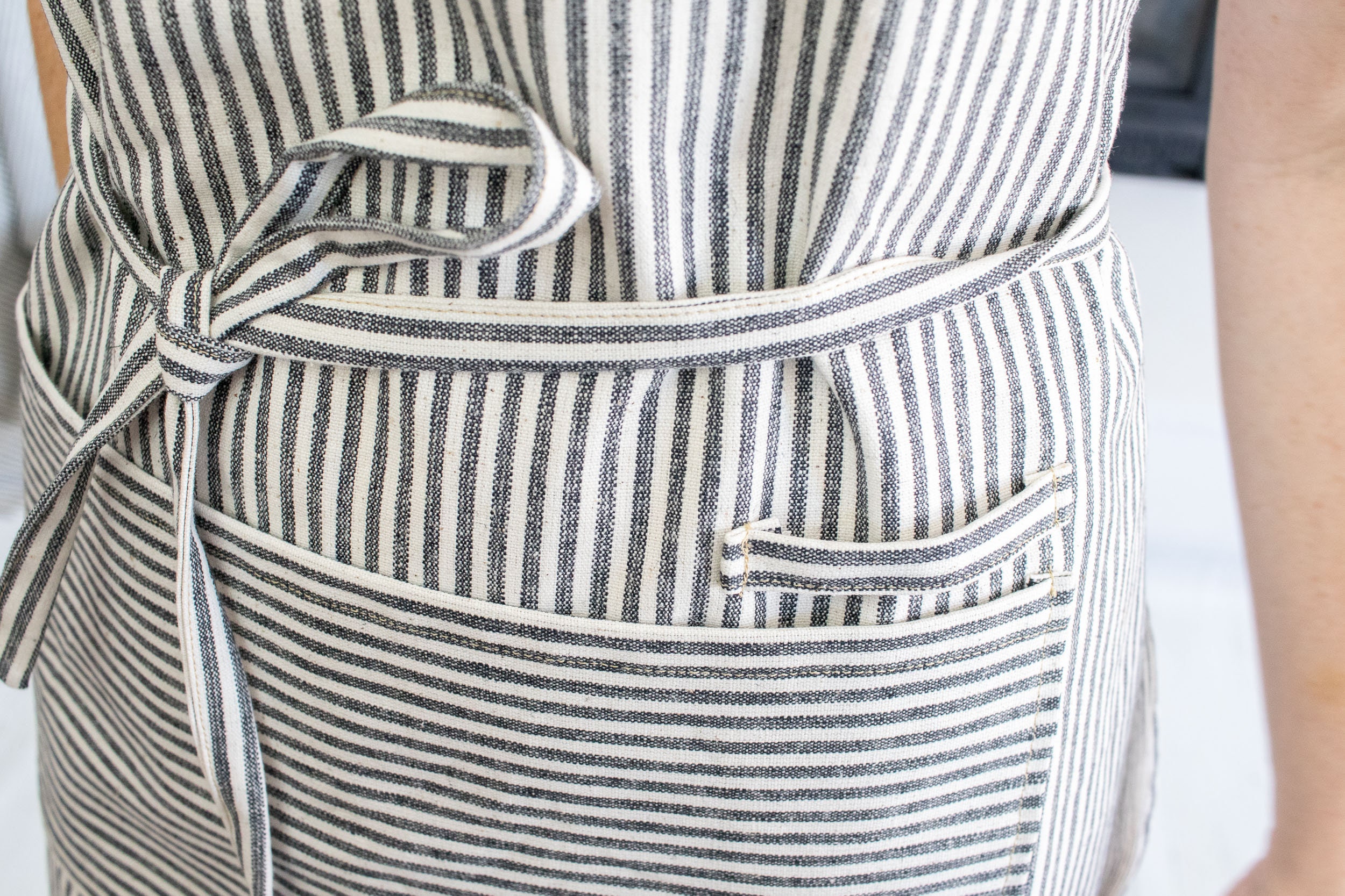 Eco-friendly Classic Kitchen Apron | Made in Canada | Hemp & Certified ...