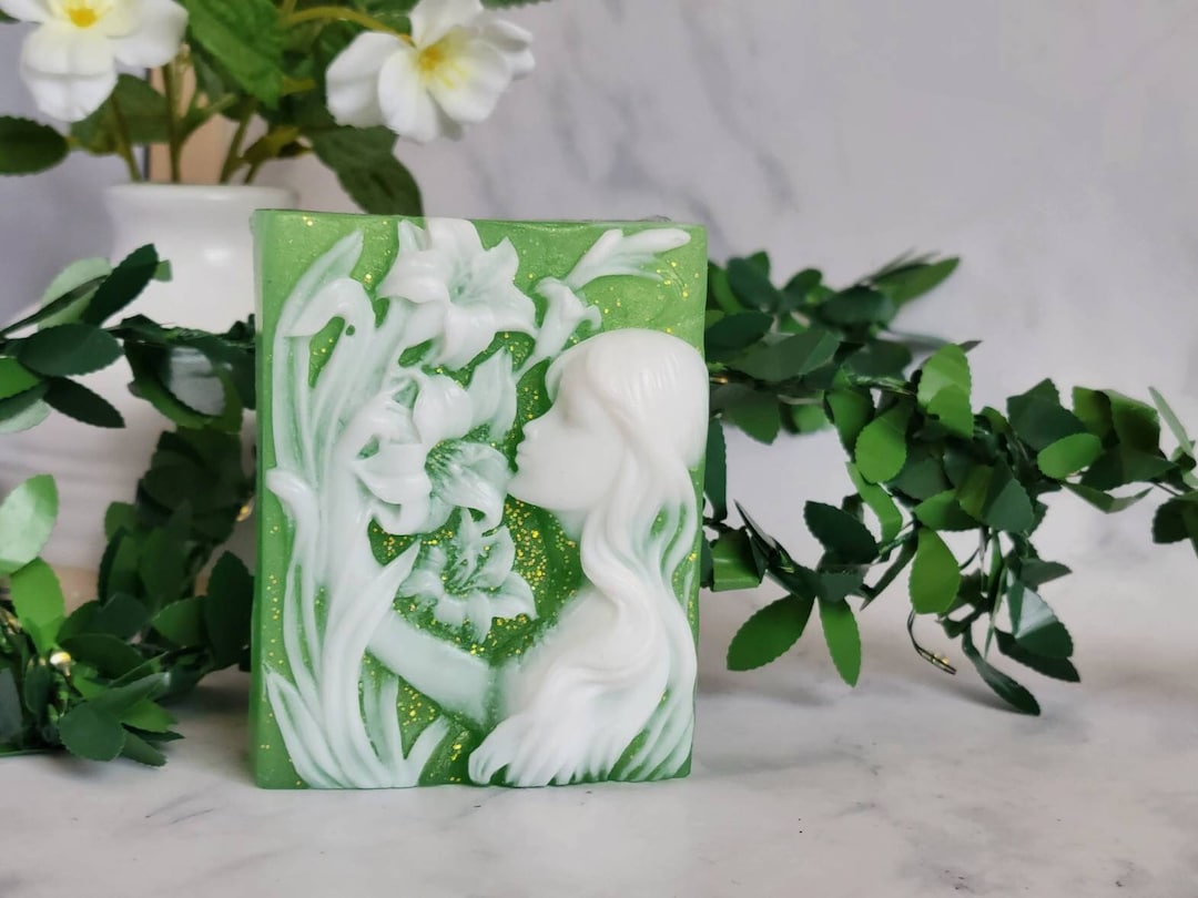 Flower Soap, Iris Soap, Lady With Flowers, Sea Salt and Orchid ...