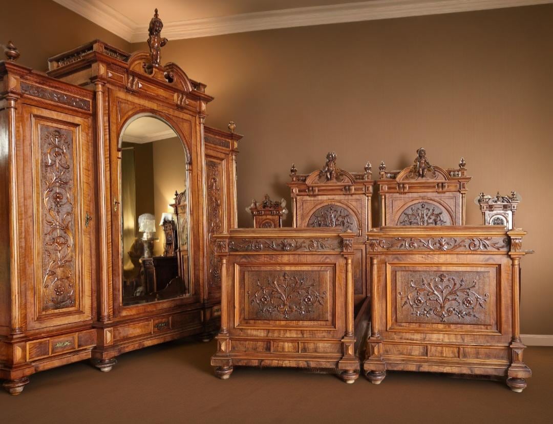 Antique Italian Renaissance Bedroom Set - Etsy UK