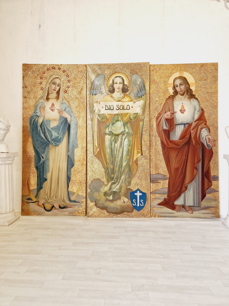 Triptych of Religious Oil Paintings With Gold Background - Etsy
