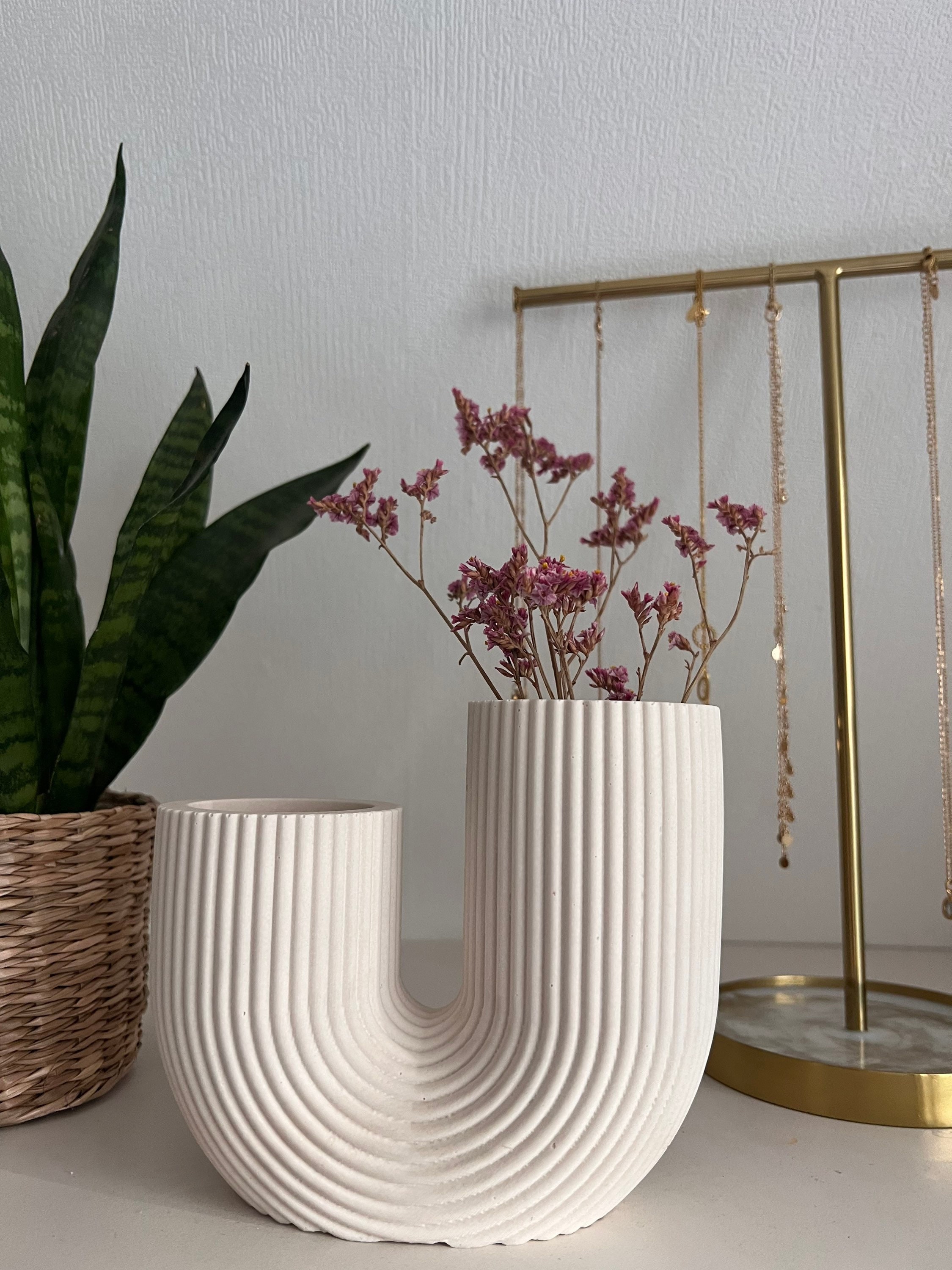 U Form Vase Vase Nordische Design Vase Nordic Jesmonite - Etsy.de